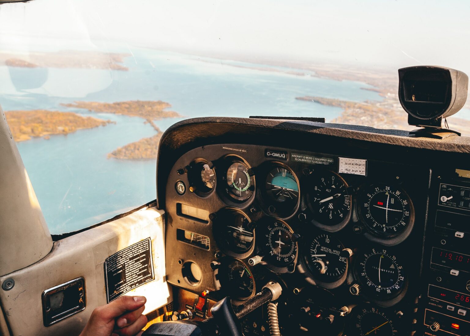 How to Fly Steep Turns - Flight Apprentice